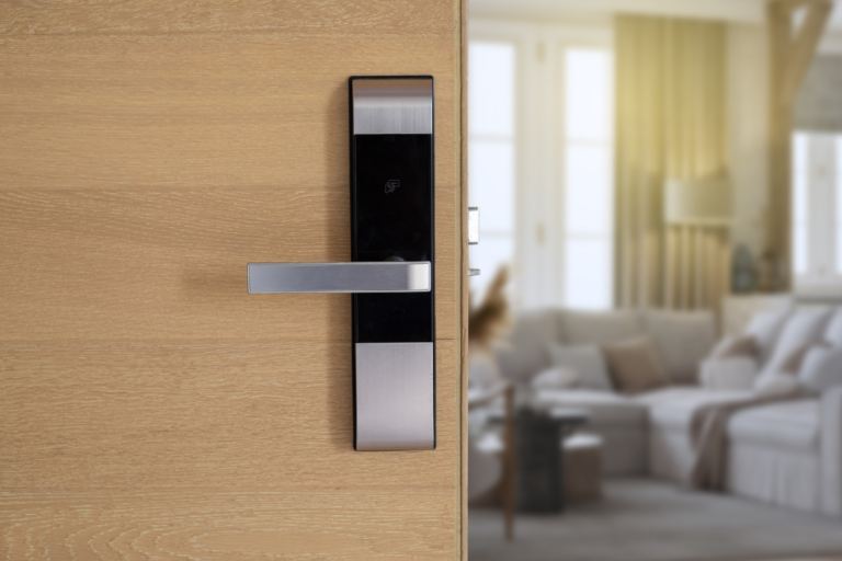 A Guide to Mobile Room Key Technology in Hotels | Blueprint RF