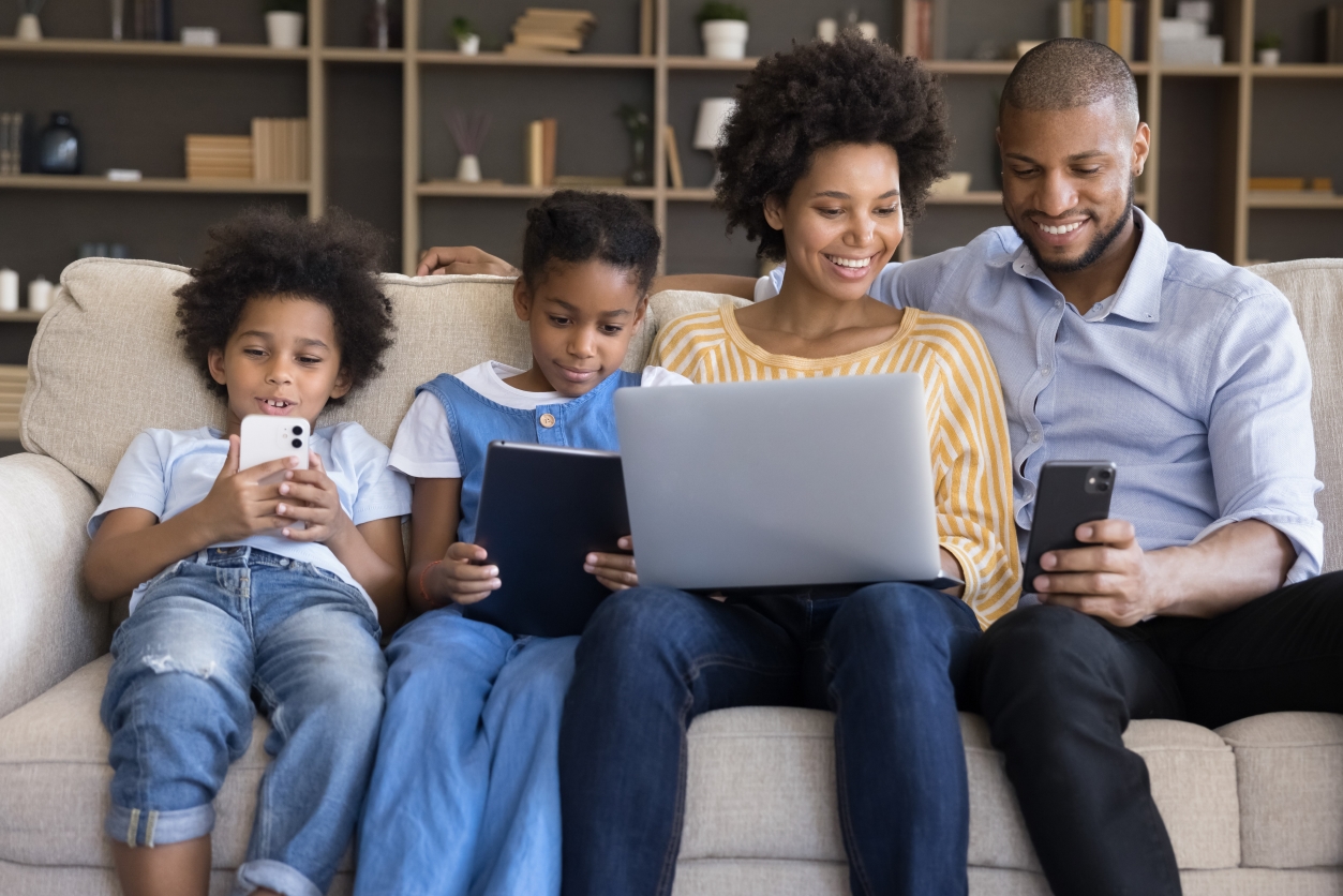 Trends in Hotel Room Technology: Redefining the Guest Experience ...